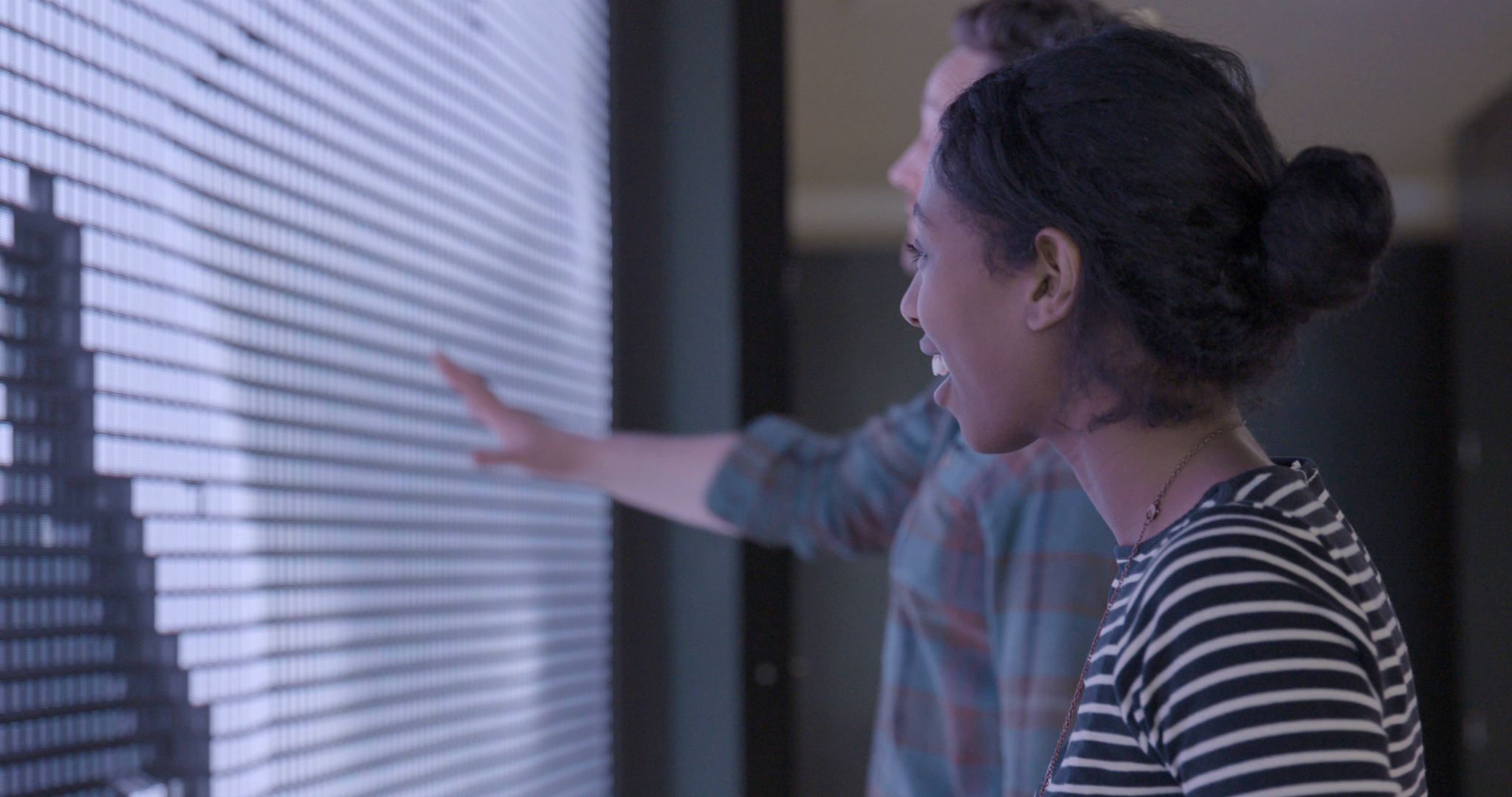 The Wonderwall: Digital Generative Content Installation At Intel HQ ...